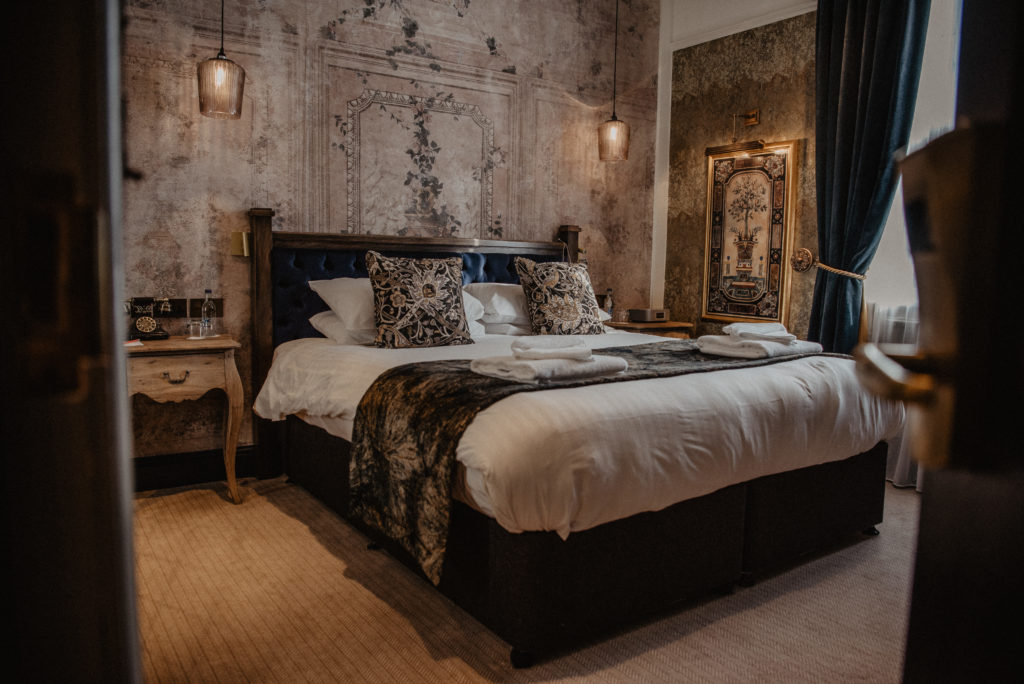 Celebration Suite - Hardwick Hall Hotel